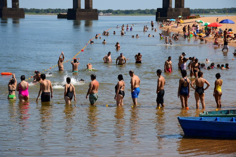 Más de 150 personas aprenden a nadar en las playas capitalinas – Latina ...